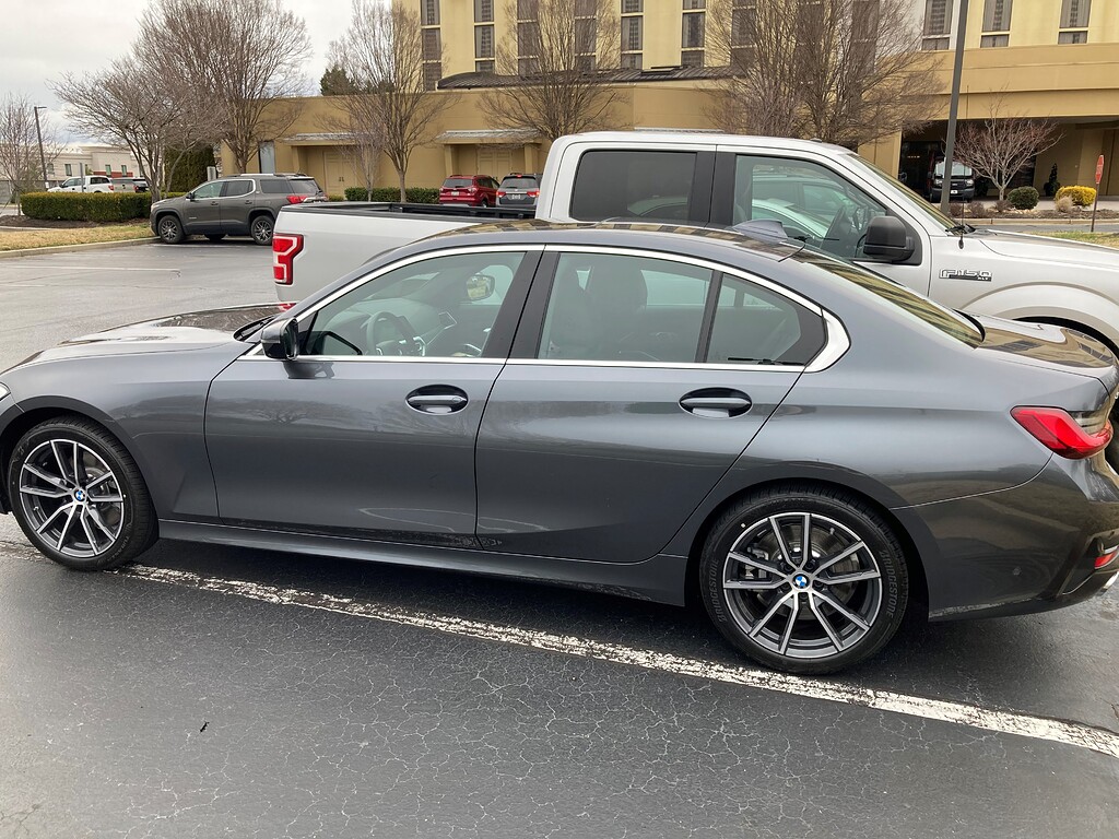 2021 BMW 330i xDrive Build Lease: MSRP $52k, $5200 DAS, 36m/10k mi ...