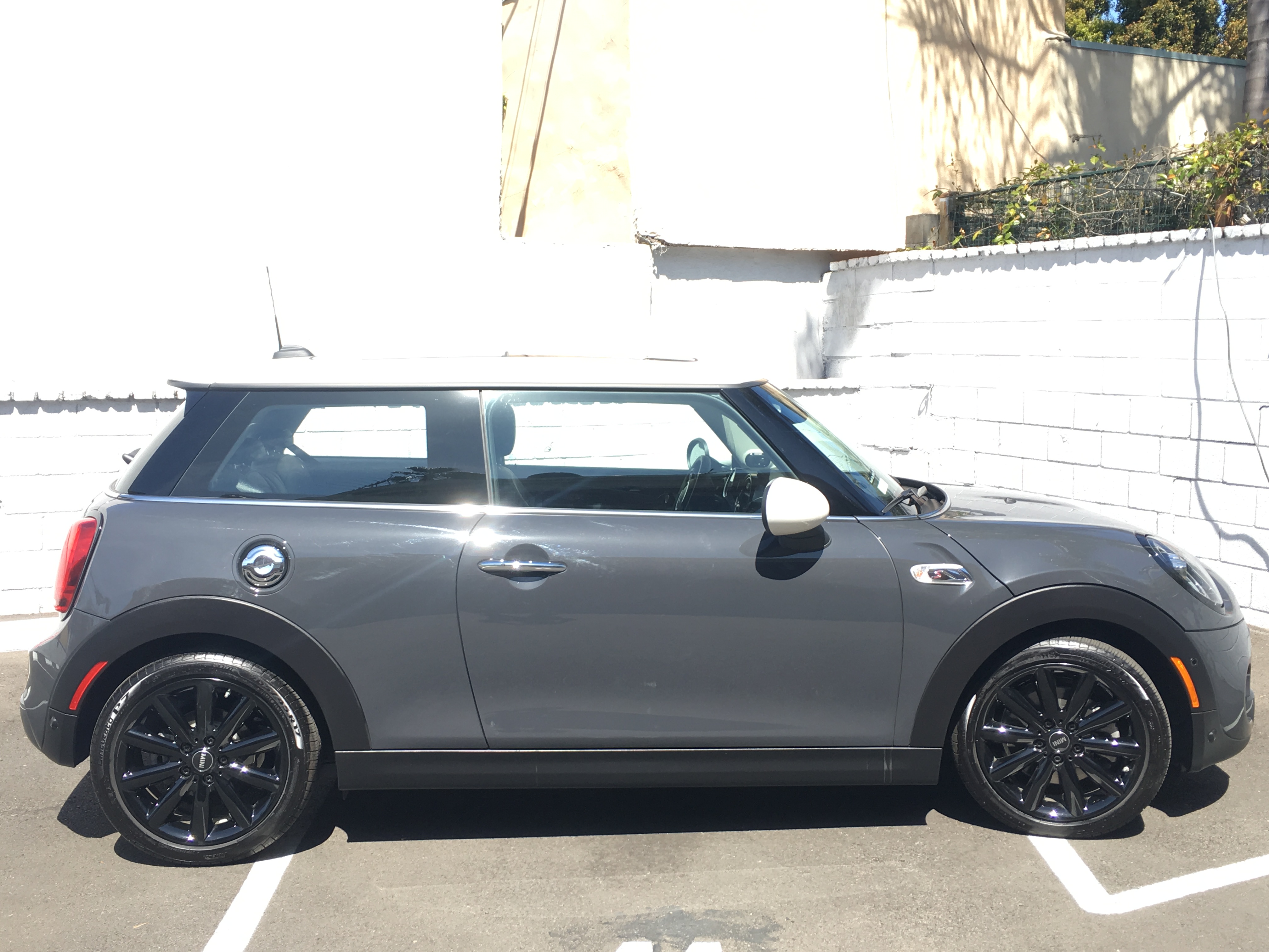 Stick Shift 2019 Mini Cooper S - Fully Loaded 37k MSRP 3k DAS - $355 ...